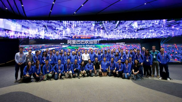 Data Center Pertama Alibaba Cloud di Indonesia Resmi Beroperasi ...